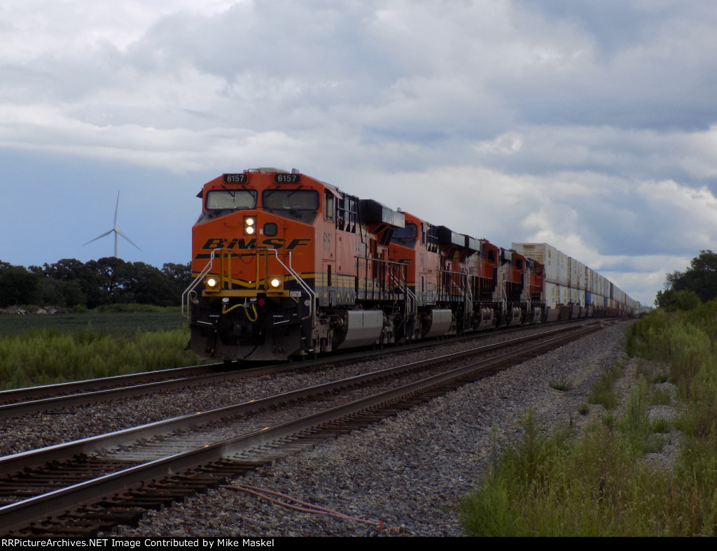 BNSF 6157
